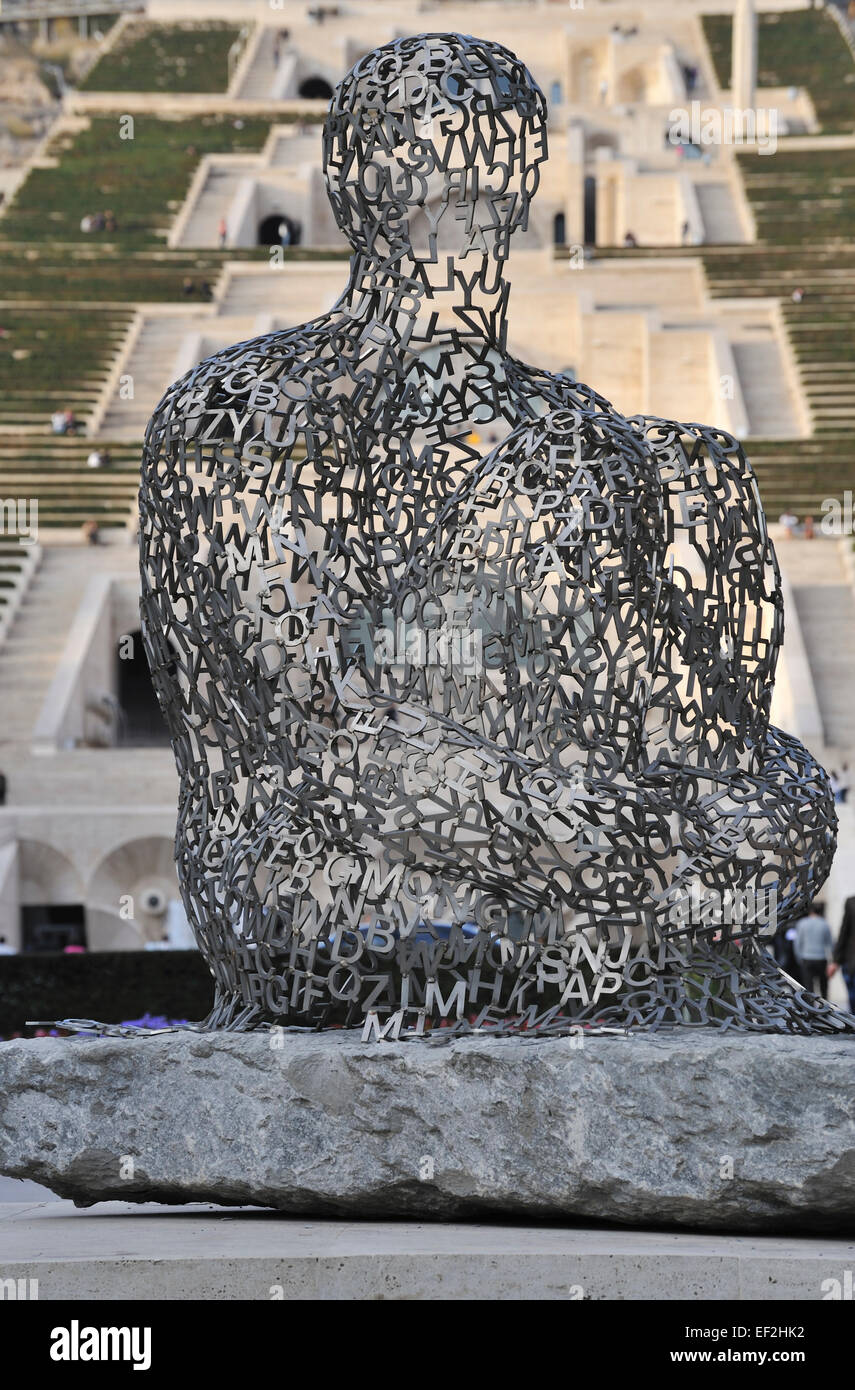 Letters sculpture hi-res stock photography and images - Alamy