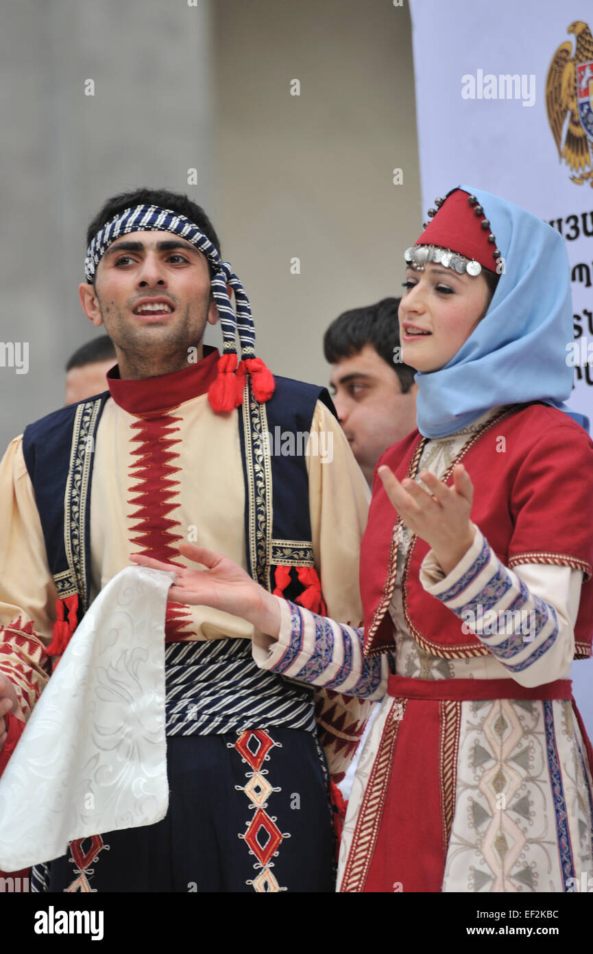 Armenian folk dance hi-res stock photography and images - Alamy