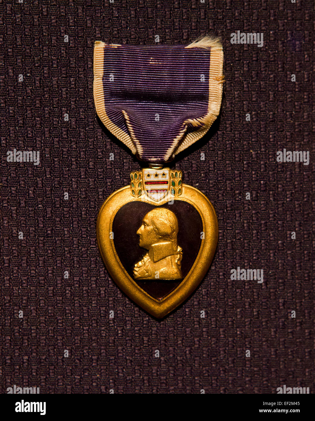 Vintage purple heart medal - USA Stock Photo - Alamy