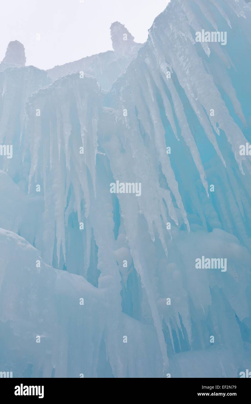 Ice castle minnesota hi-res stock photography and images - Alamy
