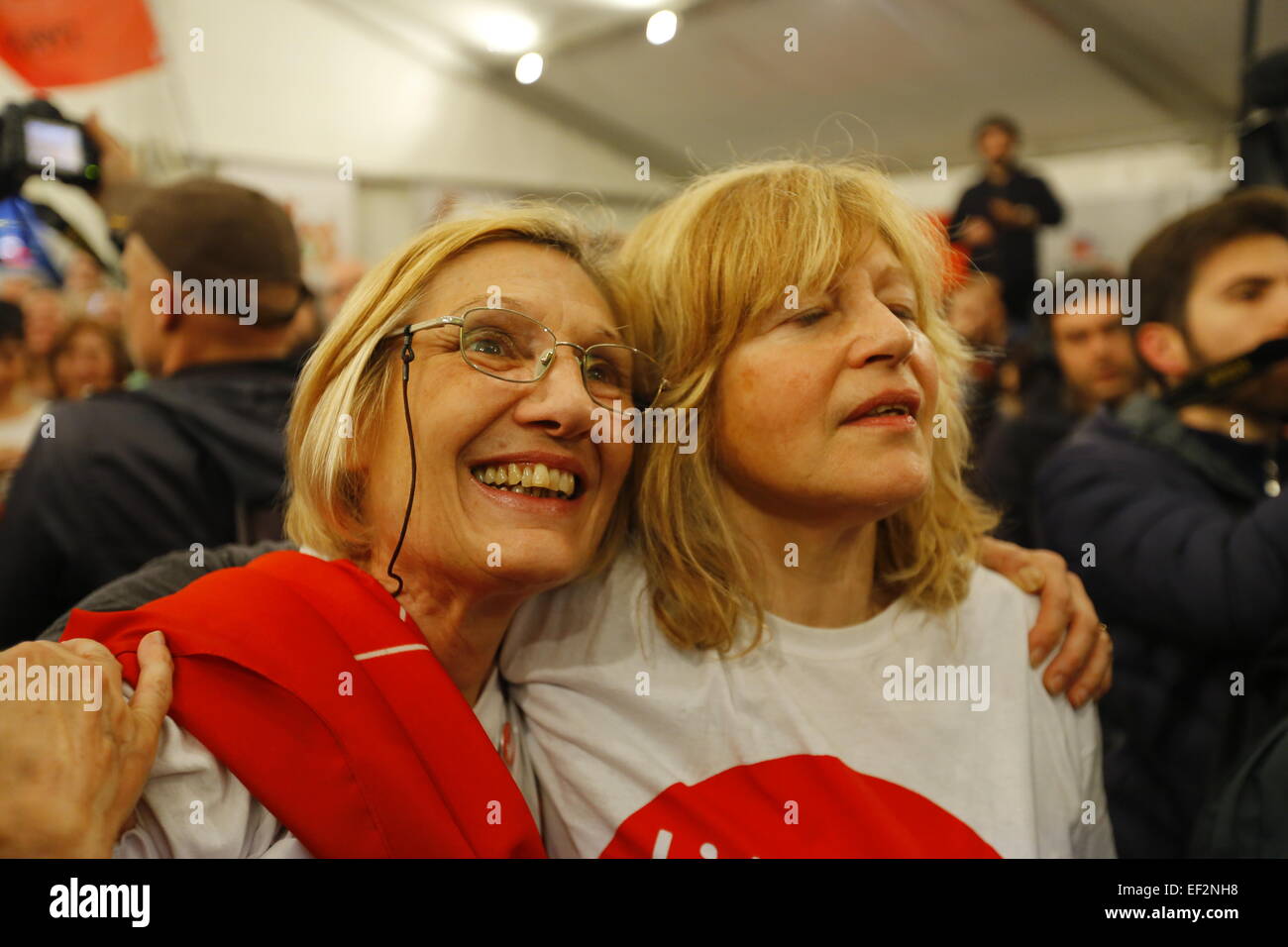 Athens, Greece. 25th January 2015. Two women follow the election ...