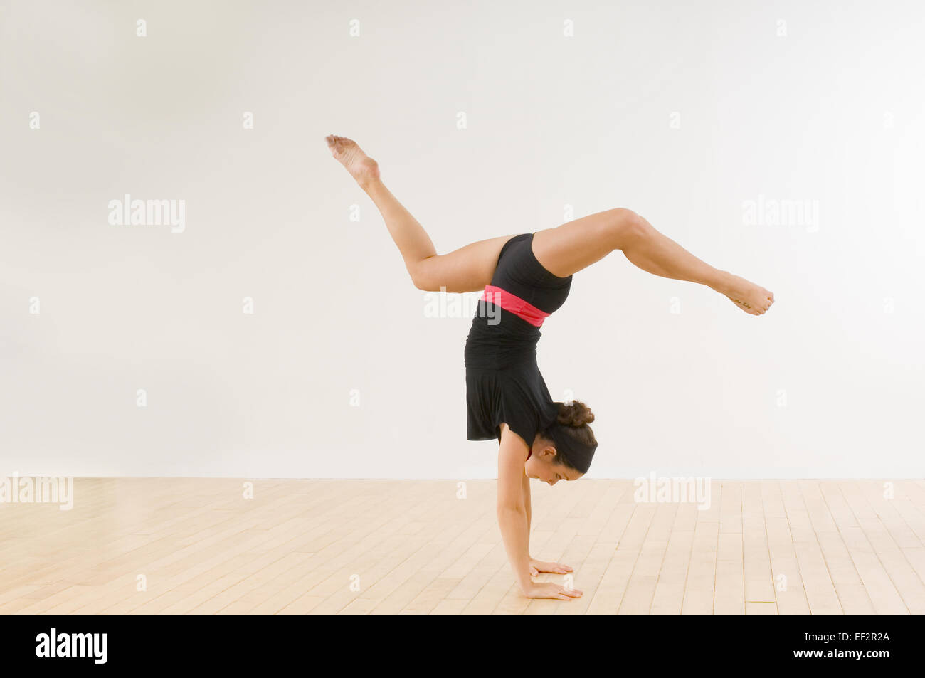 Gymnast balance adult female hi-res stock photography and images - Alamy