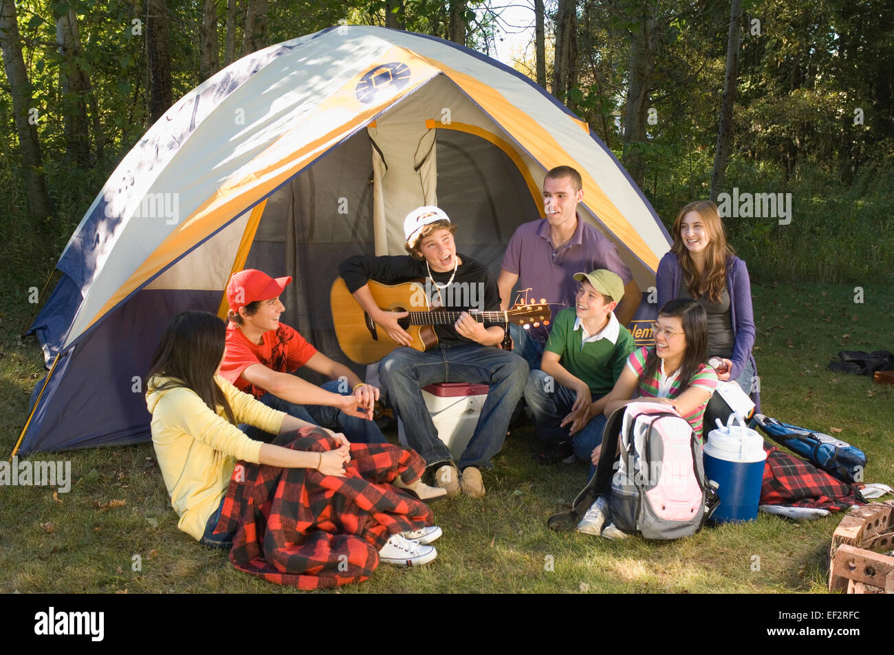 Tourism camping teenager in tent hi-res stock photography and images ...