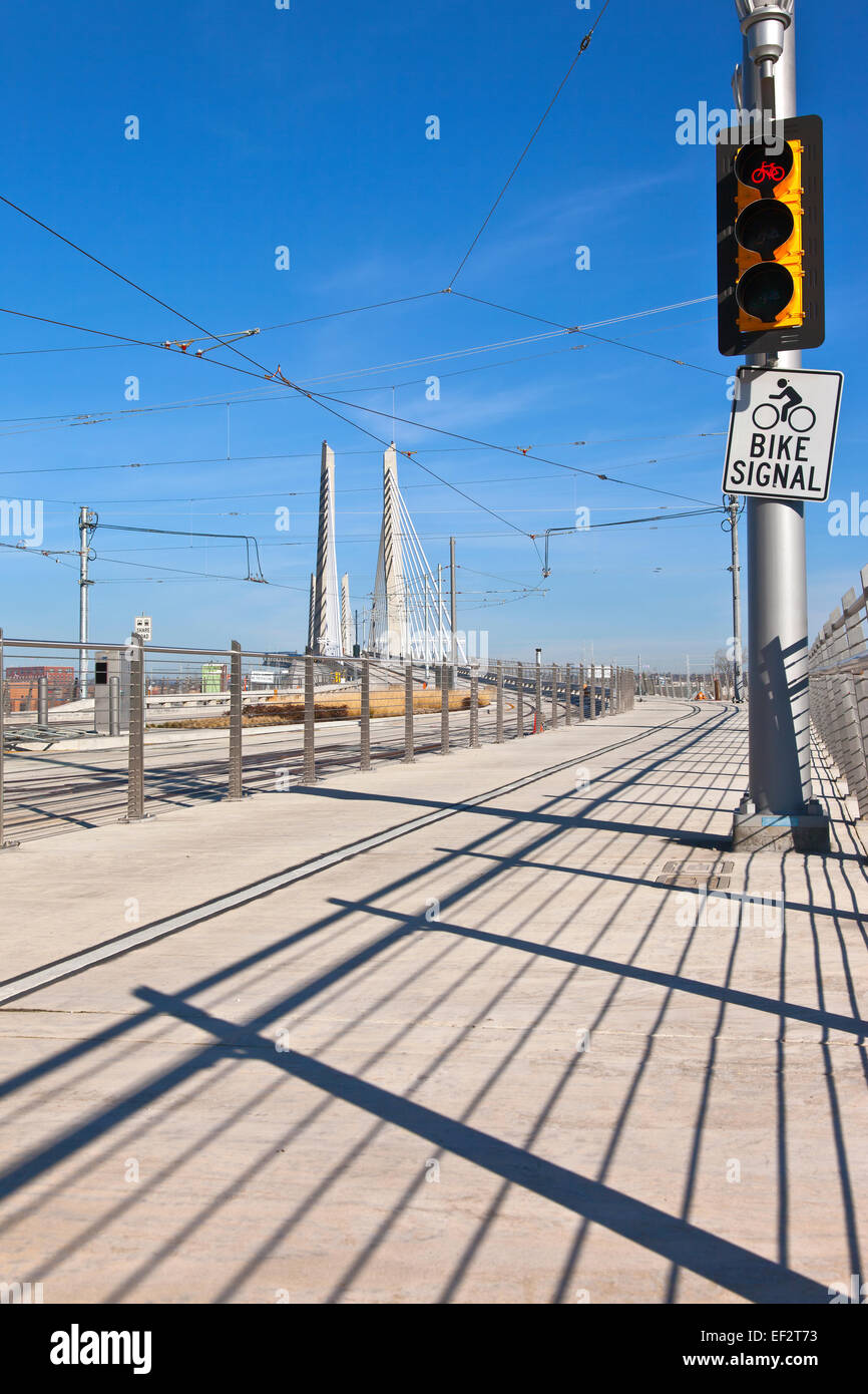 Portland Oregon new Tilikum crossing and pedestrian bridge under ...