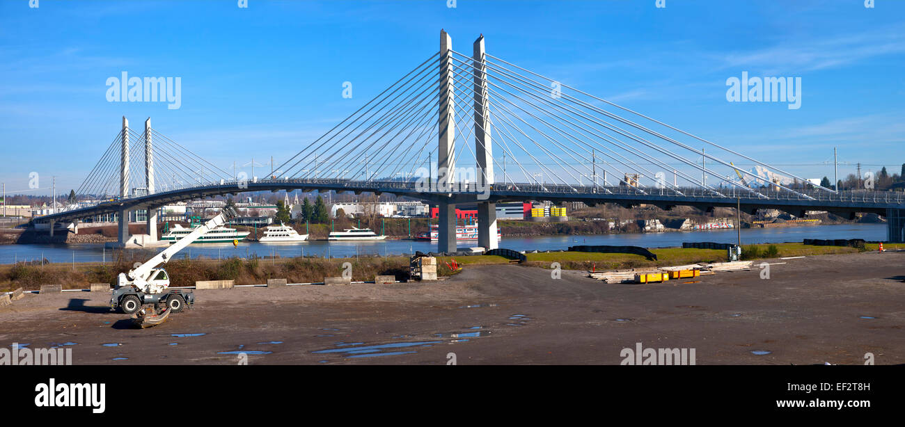 Portland Oregon new Tilikum crossing and pedestrian bridge under ...