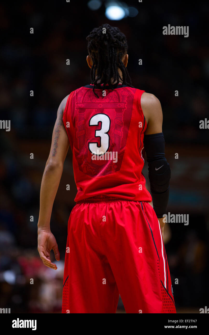 Tiaria griffin hi-res stock photography and images - Alamy