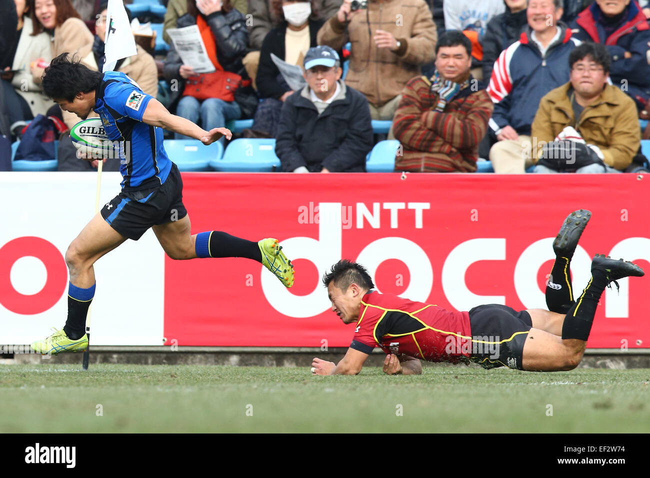 (L-R) Tomoki Kitagawa (Panasonic), Jun Fujii (Toshiba), JANYUARY 25 ...