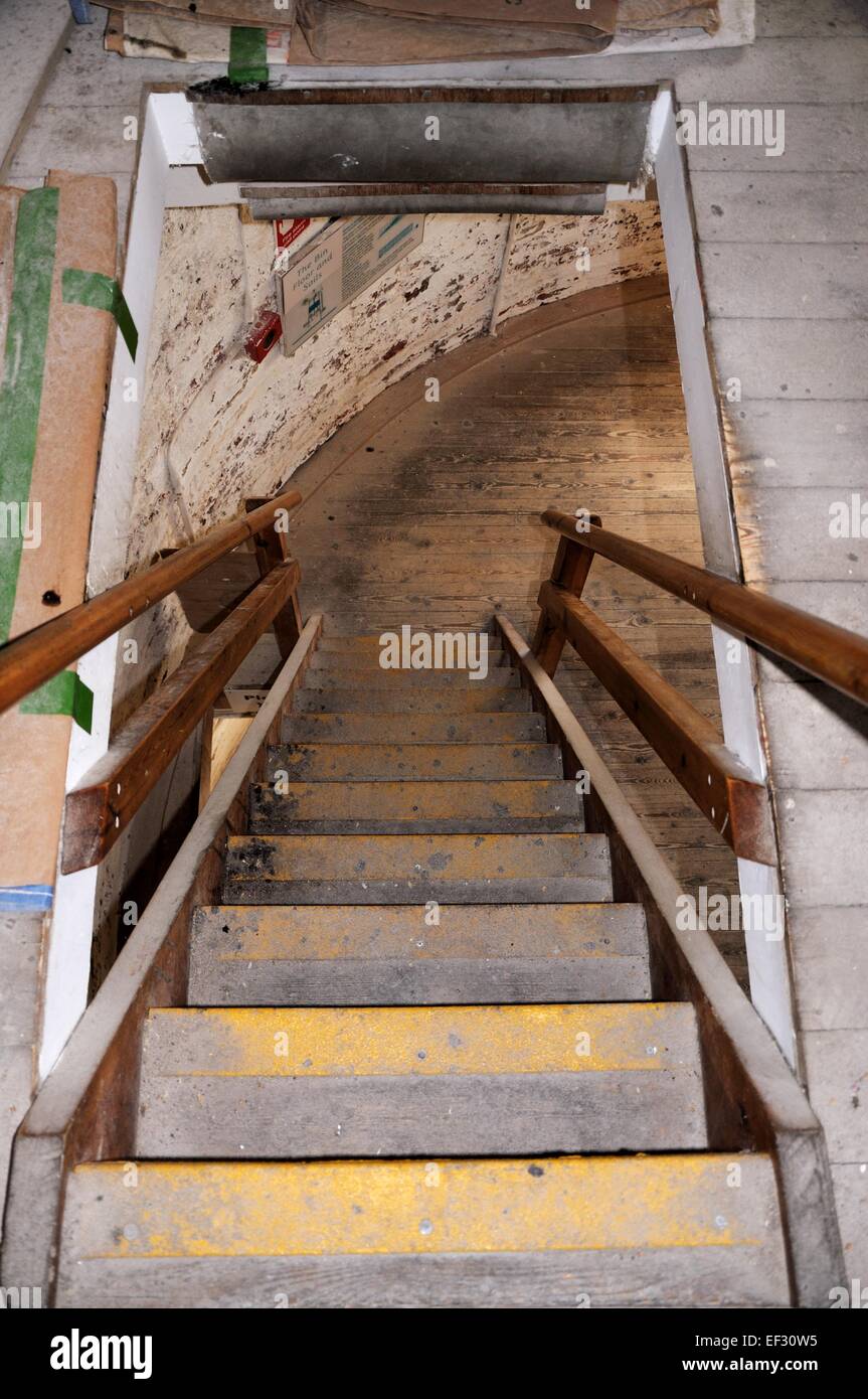 Windmill windmills interior inside hi-res stock photography and images ...