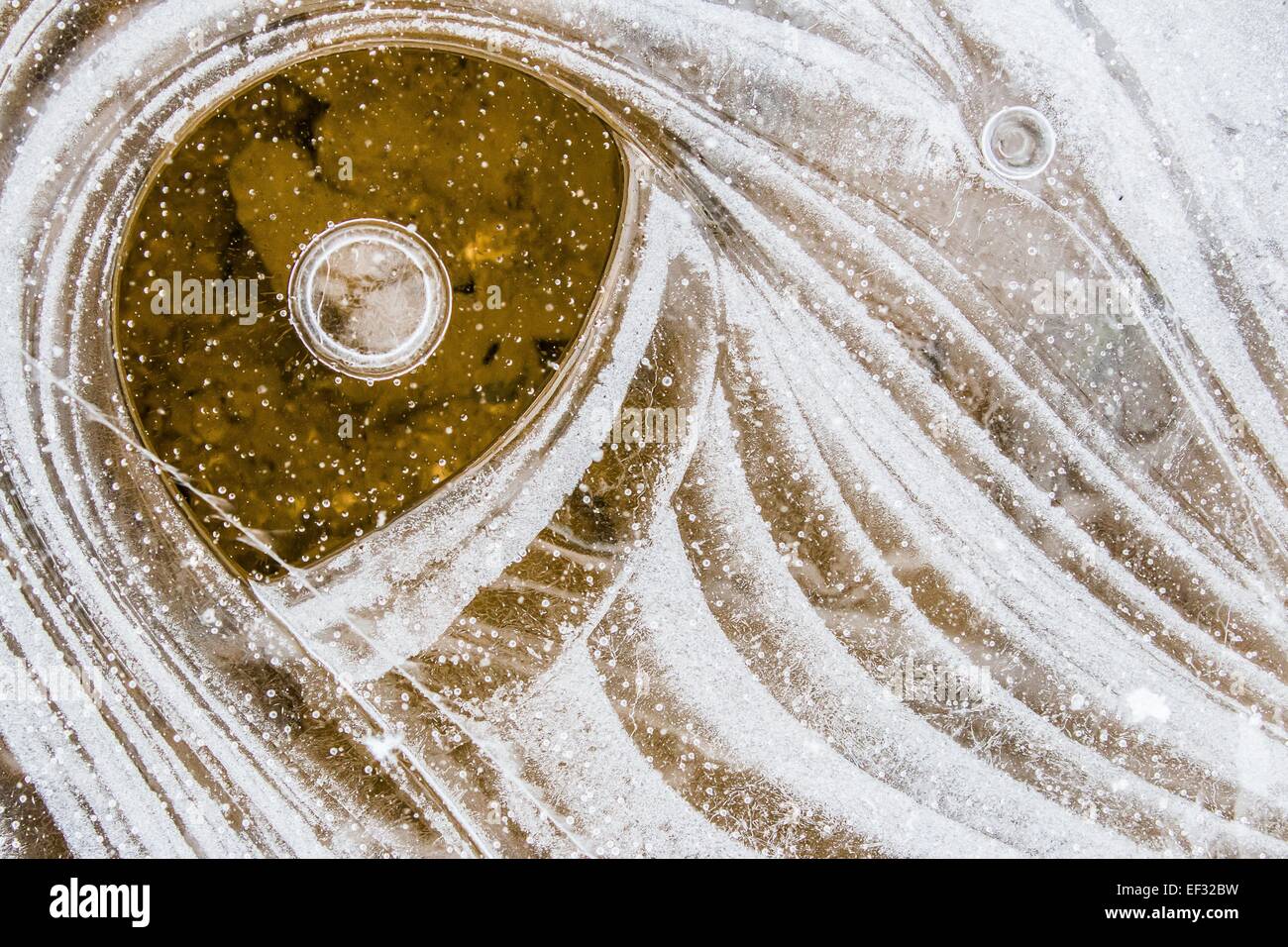 Structures on water hi-res stock photography and images - Alamy