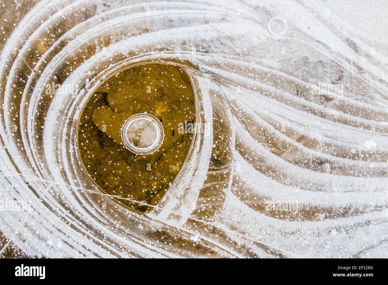 Structures on water High Resolution Stock Photography and Images - Alamy