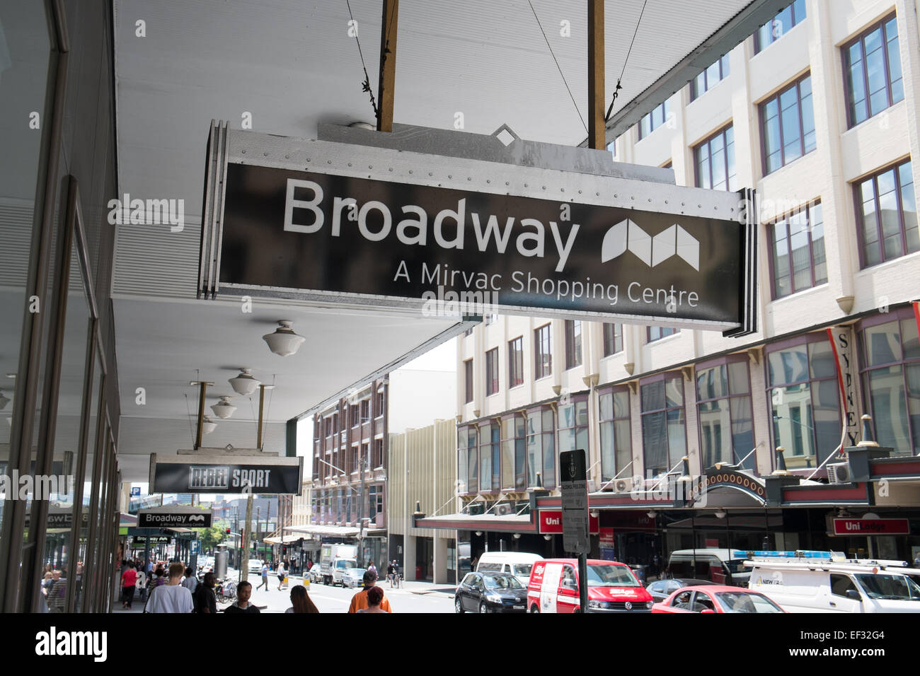 Broadway shopping centre sydney hi-res stock photography and images - Alamy