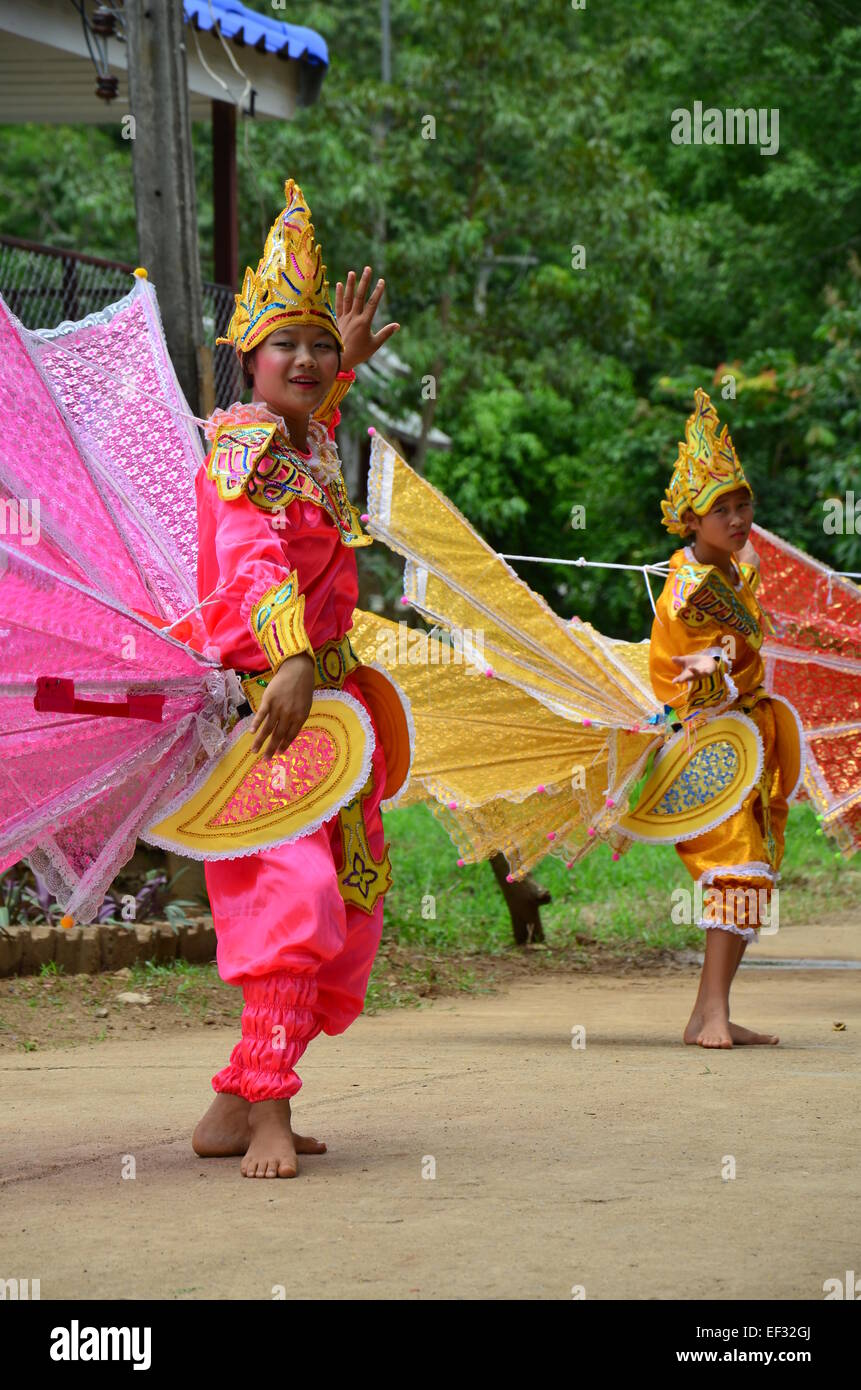 Children of Shan them show kinnari dance are culture and tradition of ...