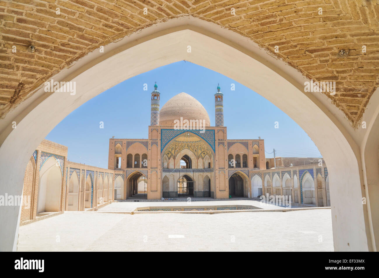 Mosque kashan hi-res stock photography and images - Alamy
