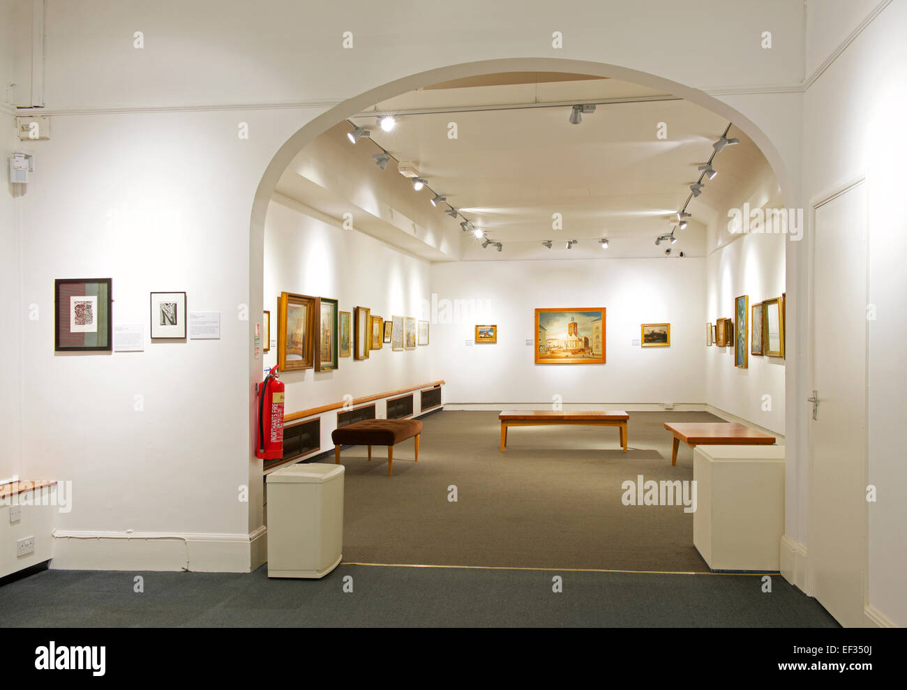 Display of paintings in the museum and art gallery, Northampton ...