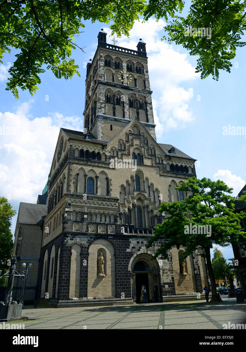 Quirinus of neuss hi-res stock photography and images - Alamy