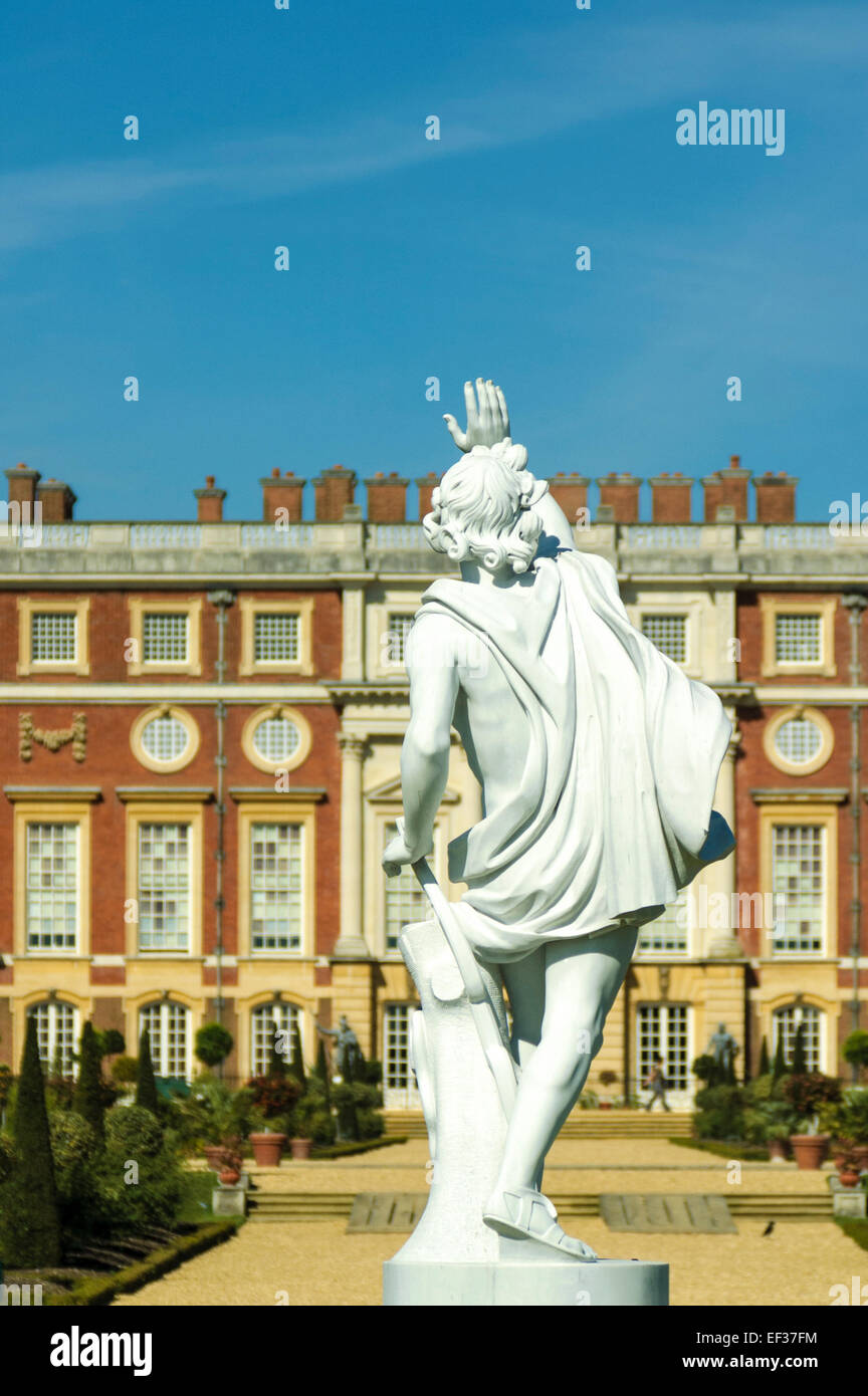 Statue Located in Mary Stuart's Privy Garden in Hampton Court Palace ...
