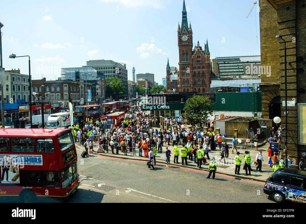 7 july 2005 terror attack hi-res stock photography and images - Alamy