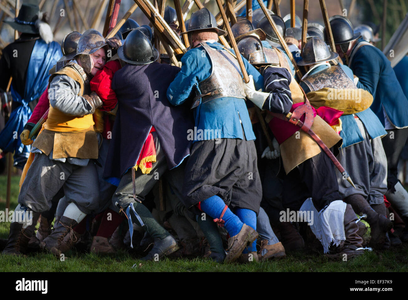 Roundheads uniforms hi-res stock photography and images - Alamy