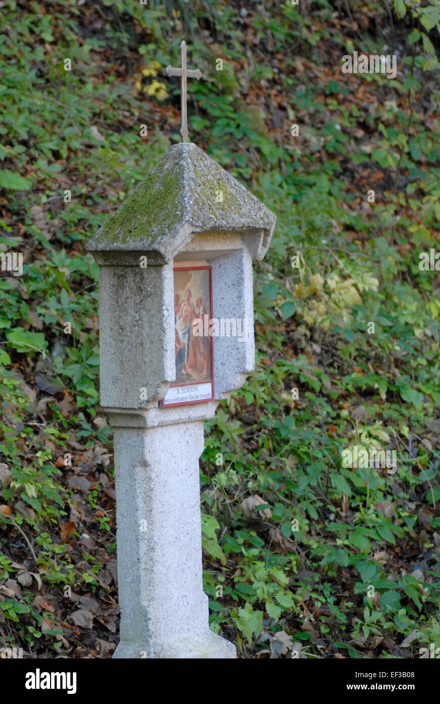 Way cross way cross 10th station station hi-res stock photography and ...