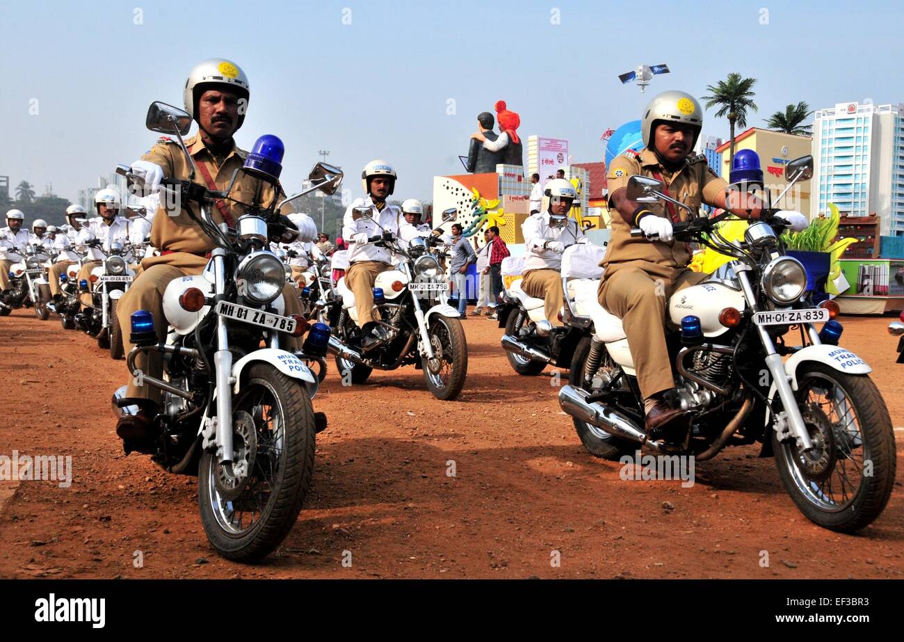Mumbai, India. 26th Jan, 2015. Indian police take part in the Republic ...