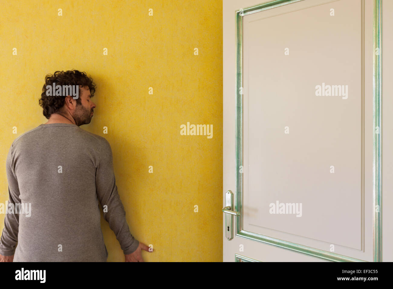 Man rear view hi-res stock photography and images - Alamy