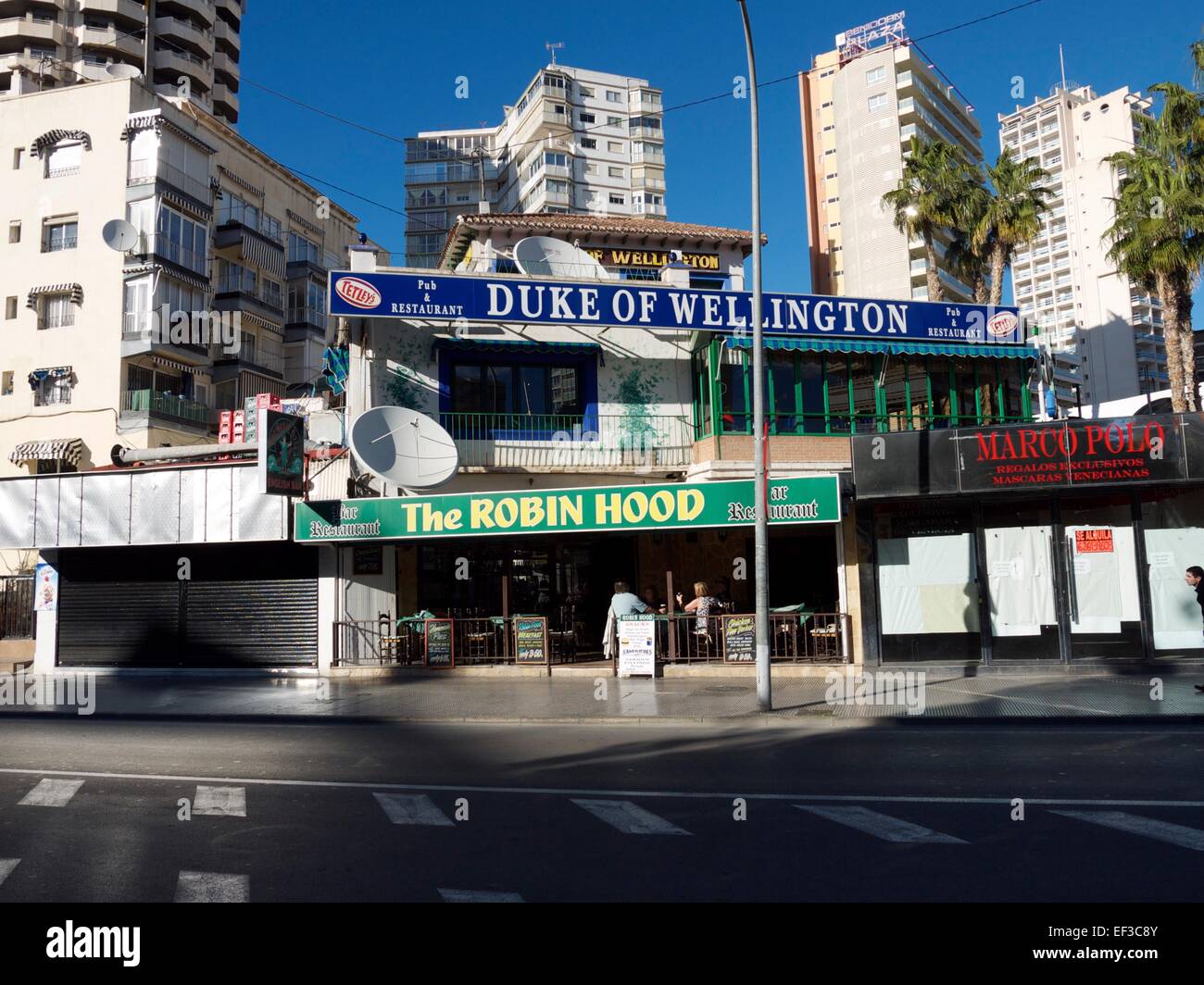 Bar robin hood benidorm hi-res stock photography and images - Alamy