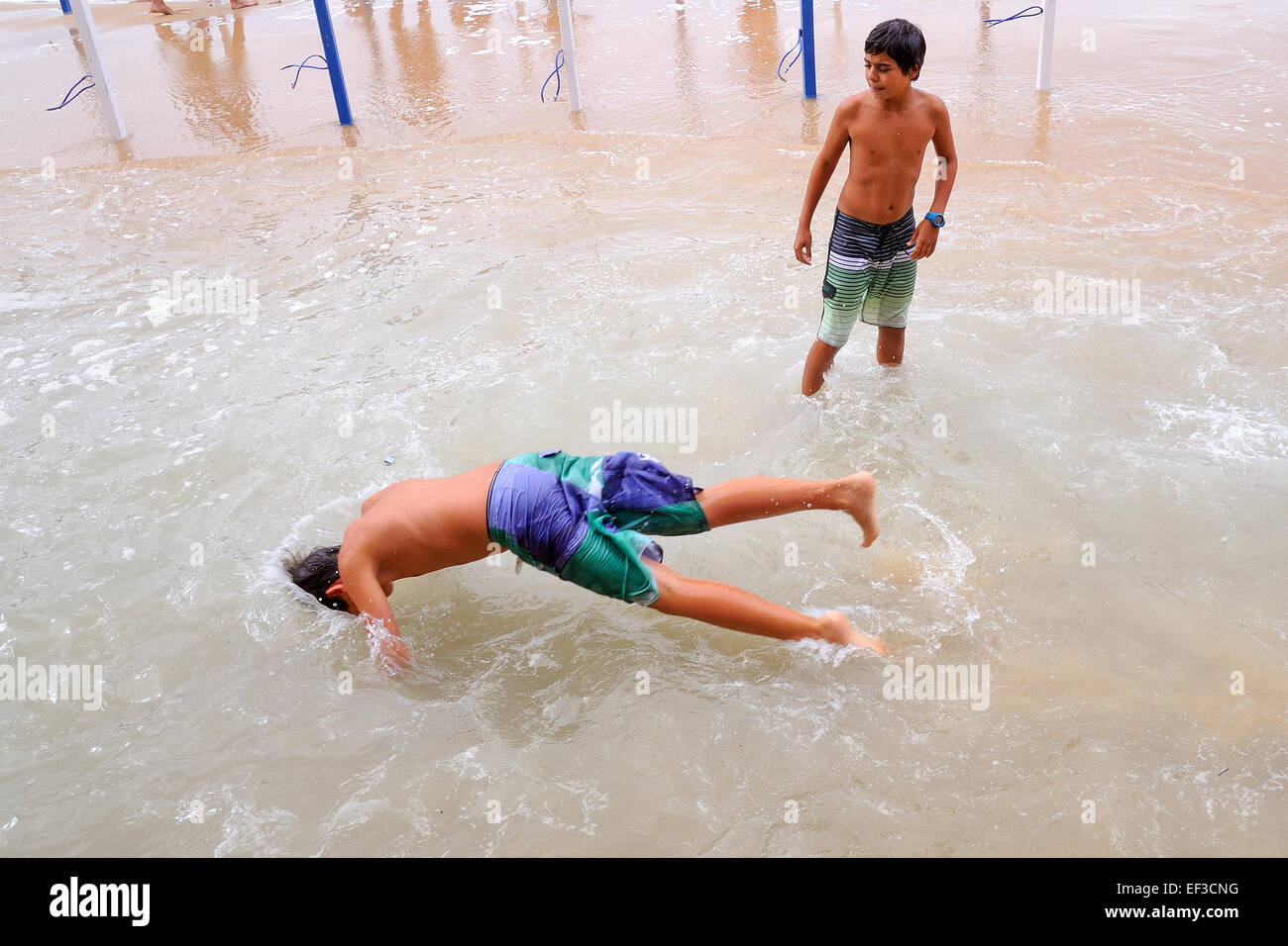 French riviera beach crowd hi-res stock photography and images - Alamy