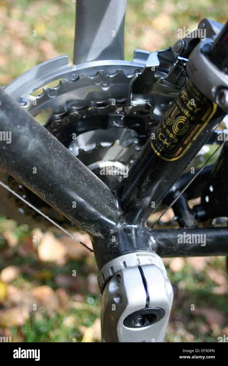 Hollowtech hi-res stock photography and images - Alamy