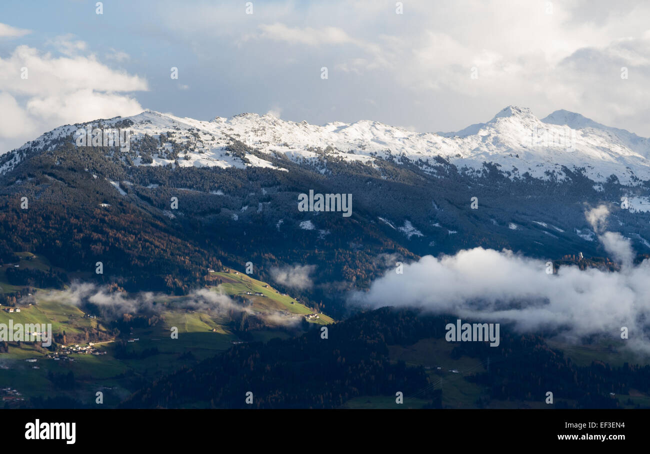 Tuxer alpen hi-res stock photography and images - Alamy