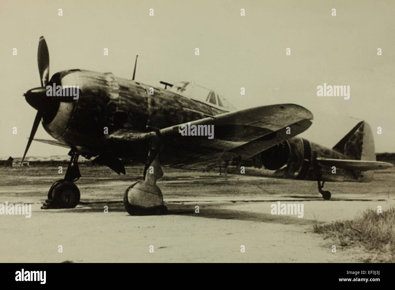 1600s literature hi-res stock photography and images - Alamy