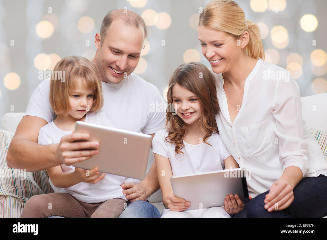 Kids parents computer hi-res stock photography and images - Alamy