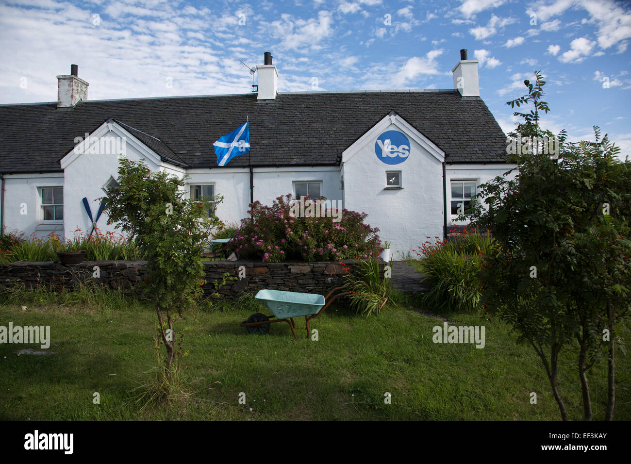 A cottage decorated with a pro-Independence 'Yes' slogan on Easdale ...