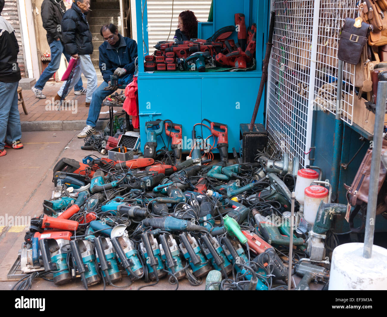 Apliu street flea market hi-res stock photography and images - Alamy