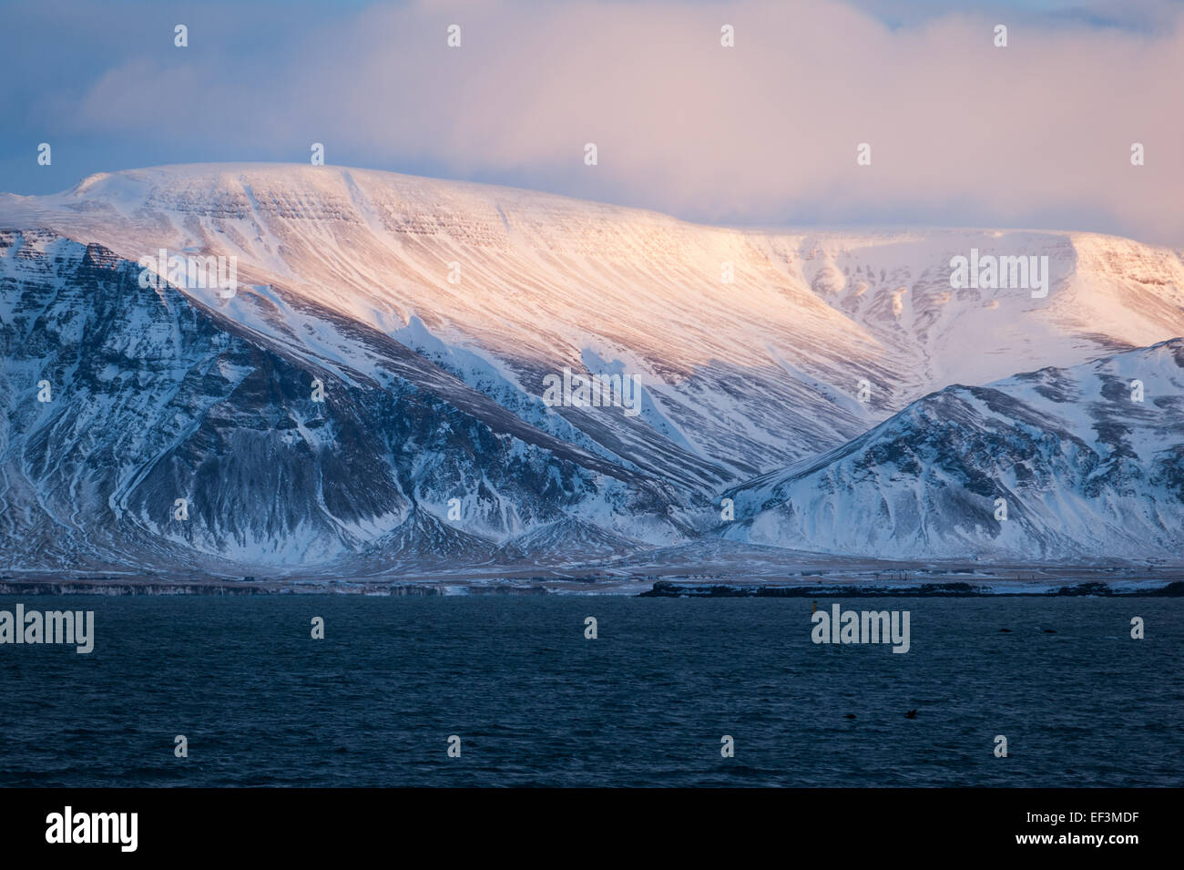 Mount esja range reykjavik iceland hi-res stock photography and images ...