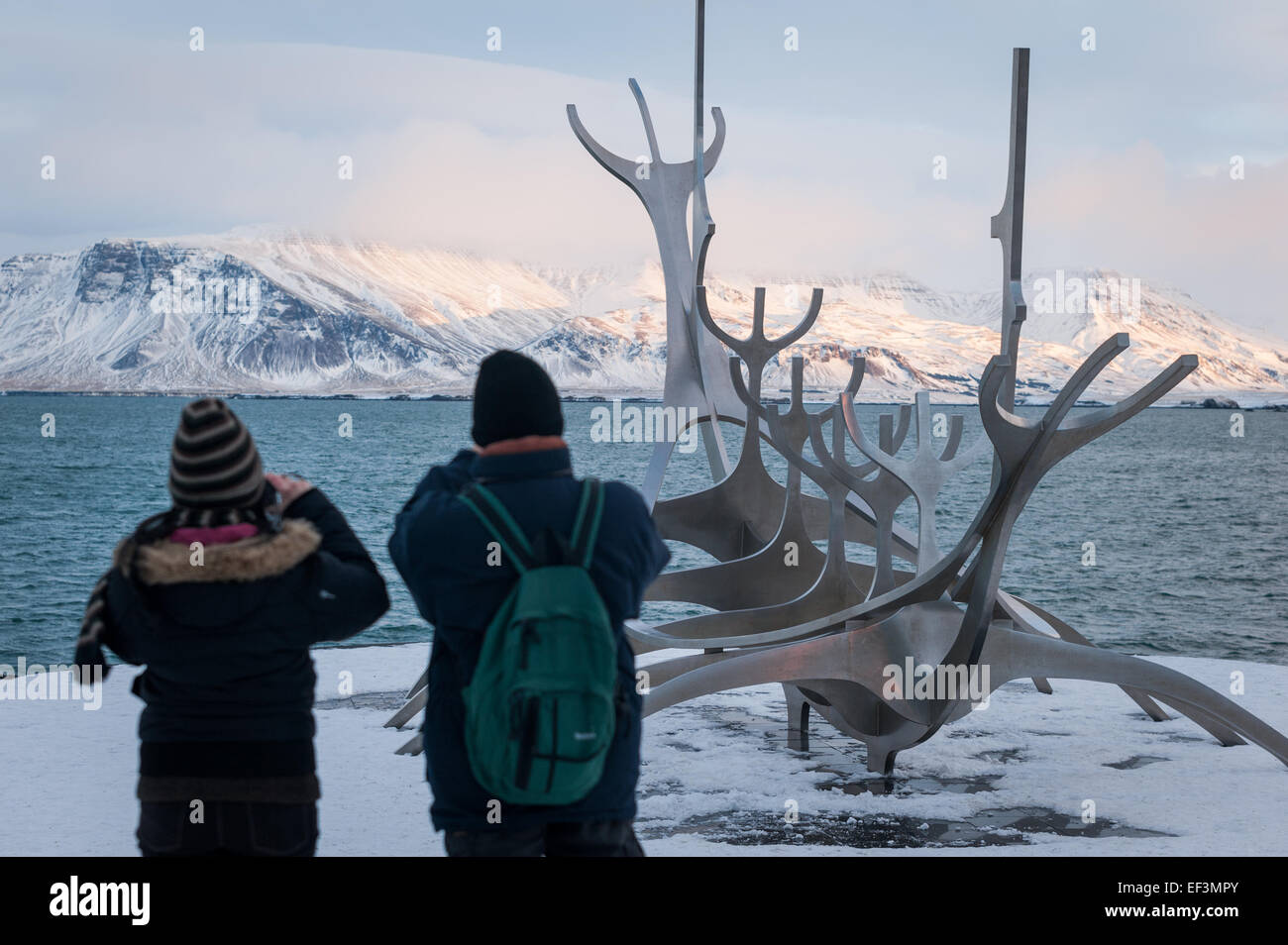 Sólfar Sun Voyager ship sculpture by Jon Gunnar Arnason and the Mount ...