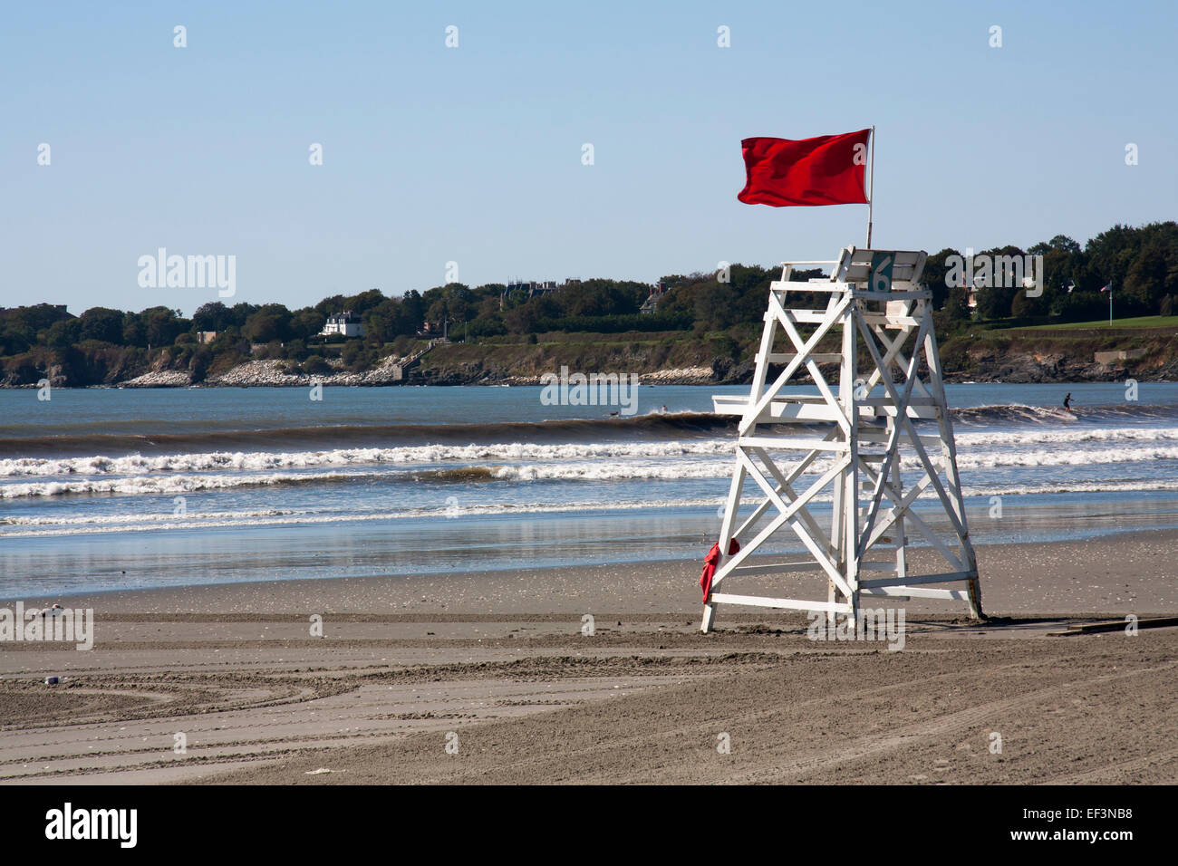 Surf lookout tower hi-res stock photography and images - Alamy