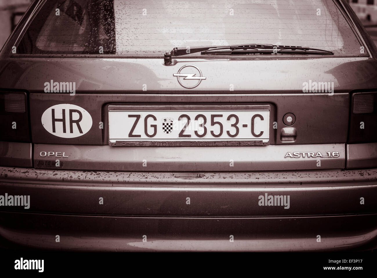 Car license plate and country tag, Zagreb, Croatia Stock Photo - Alamy