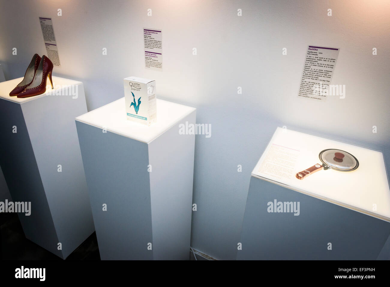 Display in museum broken relationships hi-res stock photography and ...
