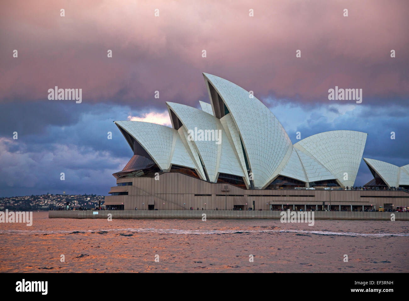 Heavy rain clouds and approaching thunderstorm over the Sydney Opera ...