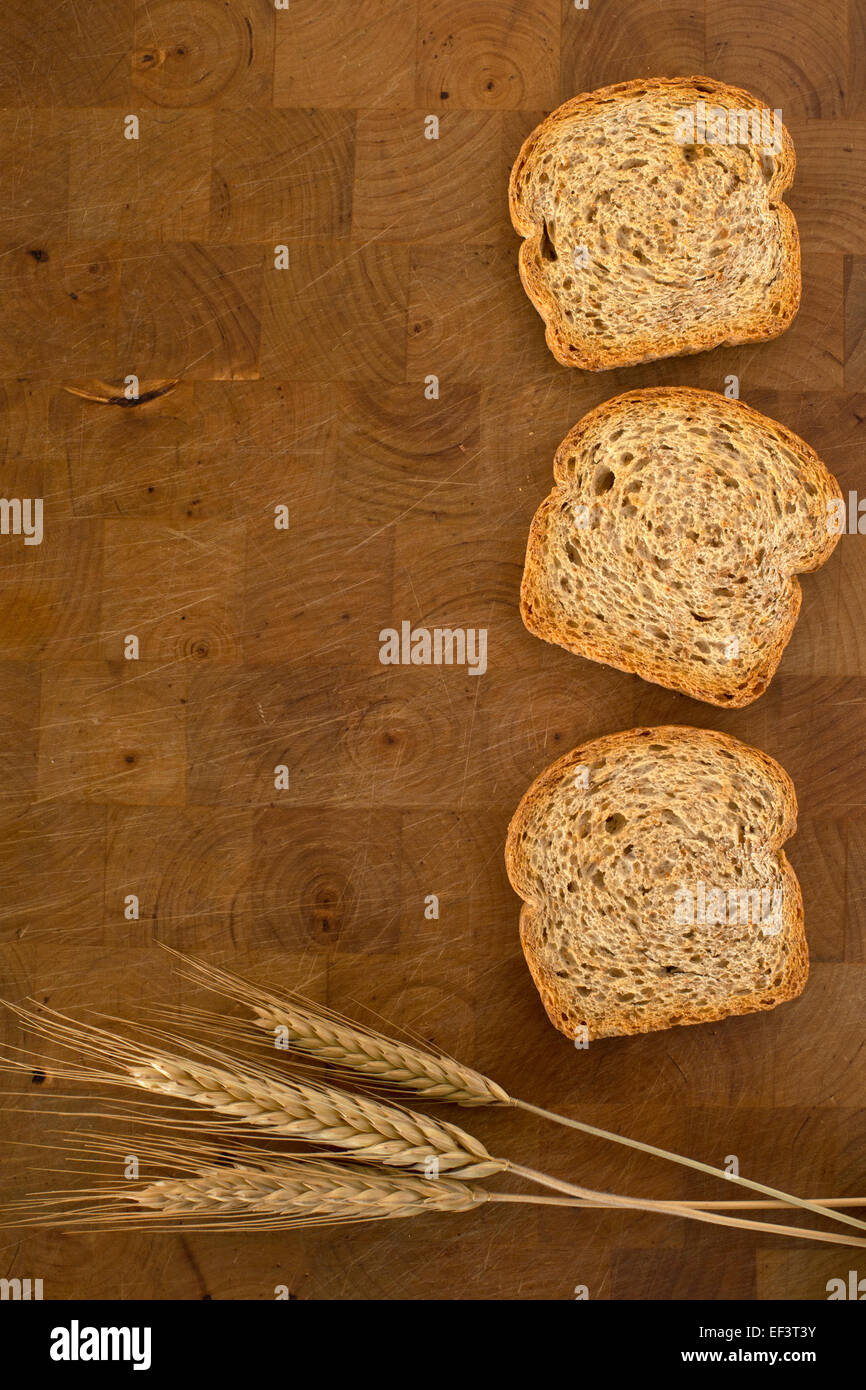 Slices of sliced bread background Stock Photo - Alamy