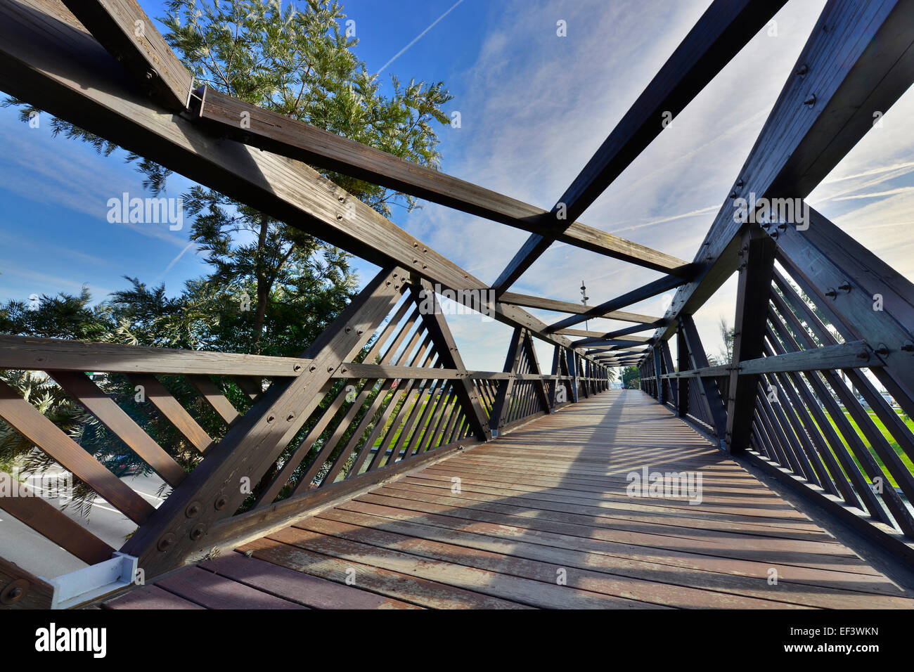 Highway overpass construction hi-res stock photography and images - Alamy
