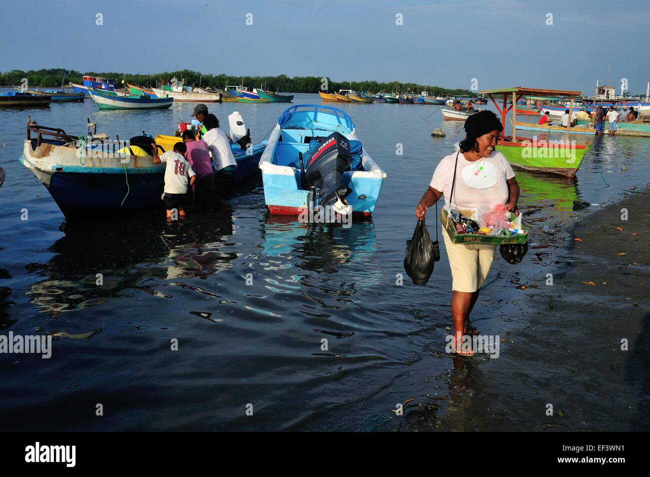Seller - Port in PUERTO PIZARRO. Department of Tumbes .PERU Stock Photo ...