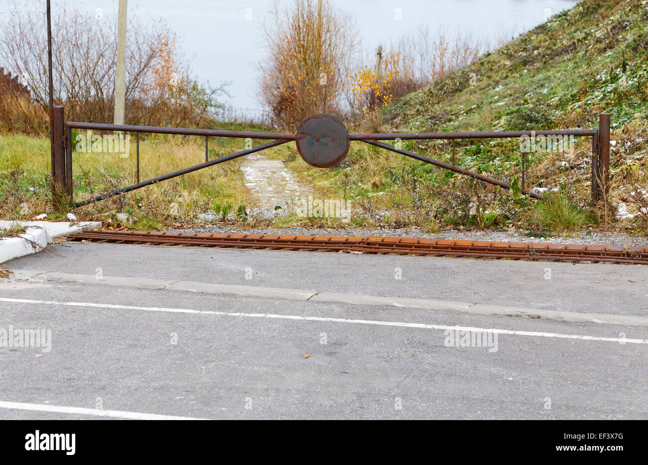 Old barrier hi-res stock photography and images - Alamy