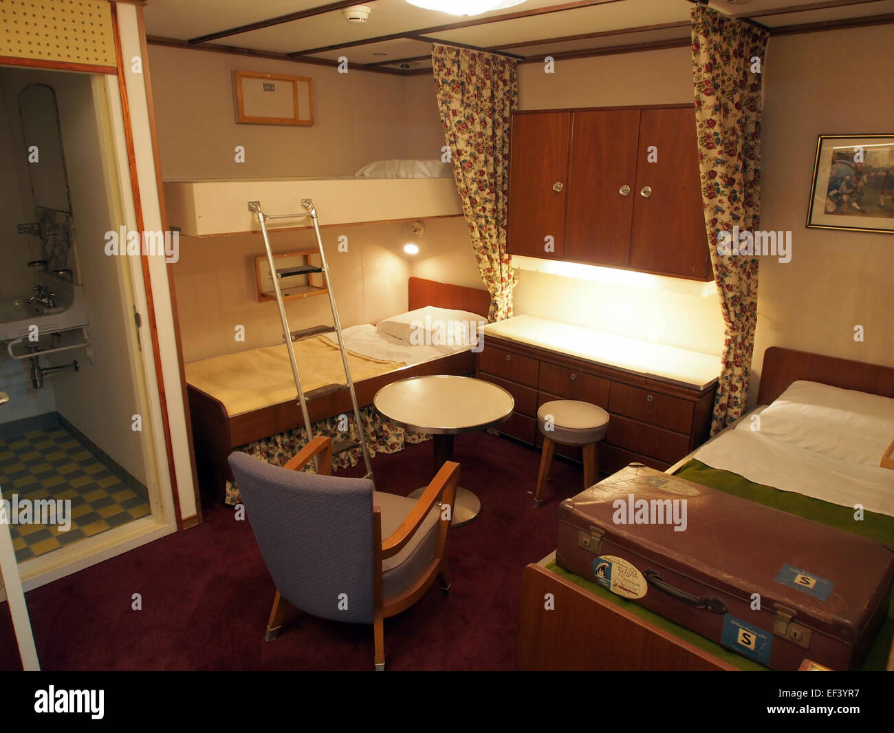 Inside SS Rotterdam, Passagiers hut, foto 2 Stock Photo - Alamy