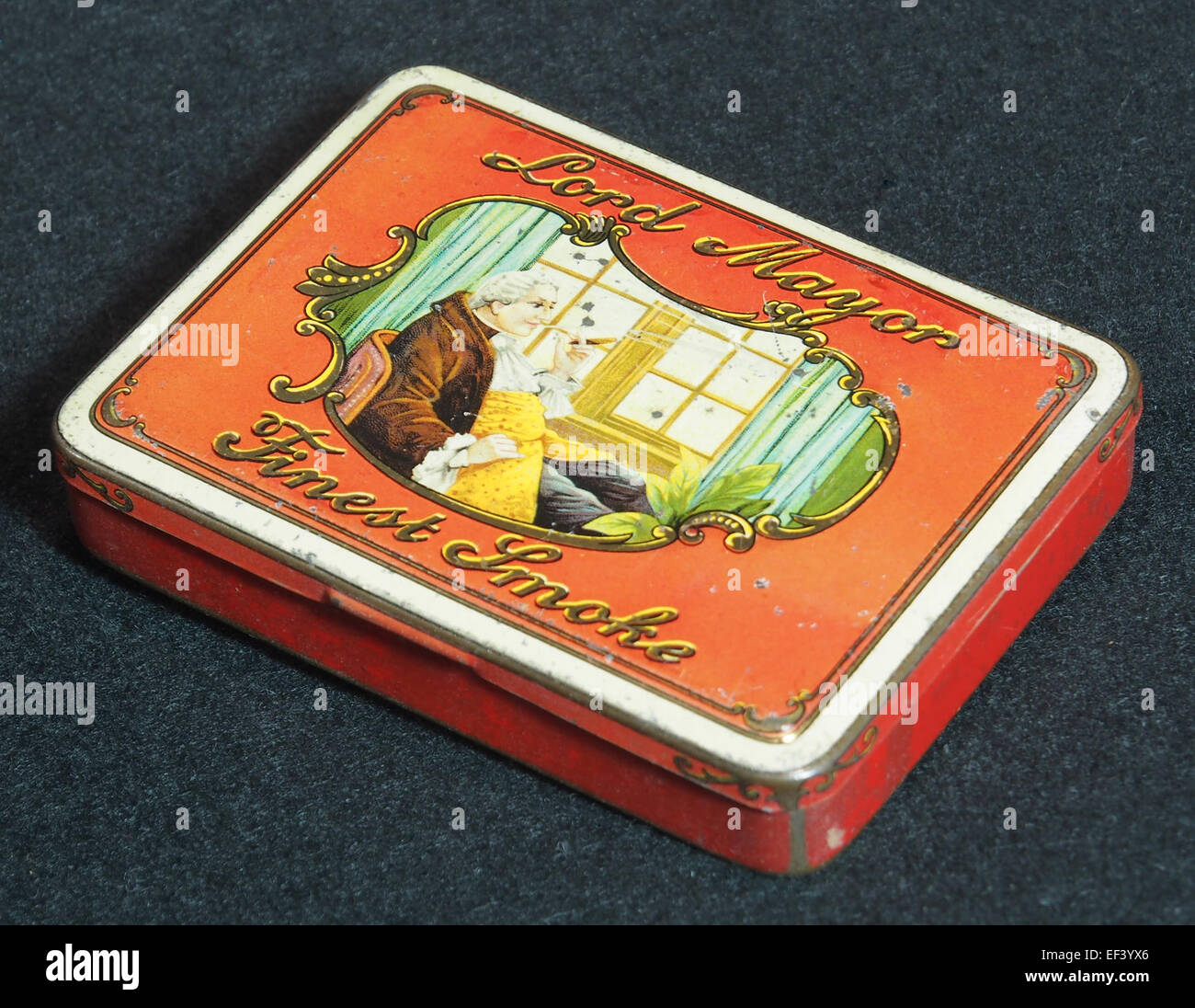 Lord mayor sigarenblikje hi-res stock photography and images - Alamy