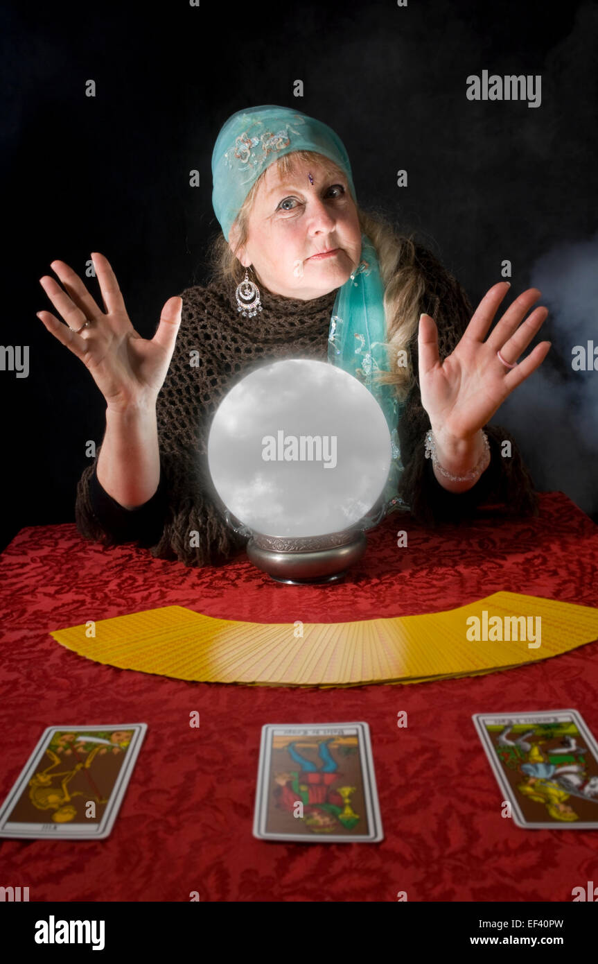 Fortune teller tables hi-res stock photography and images - Alamy