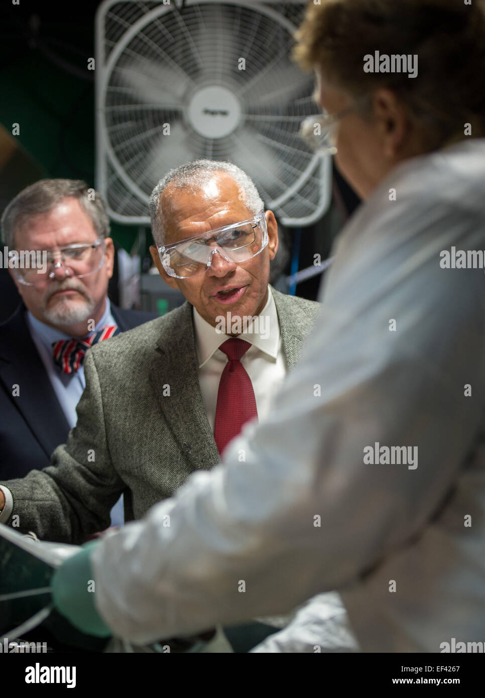 Hawes carry hi-res stock photography and images - Alamy