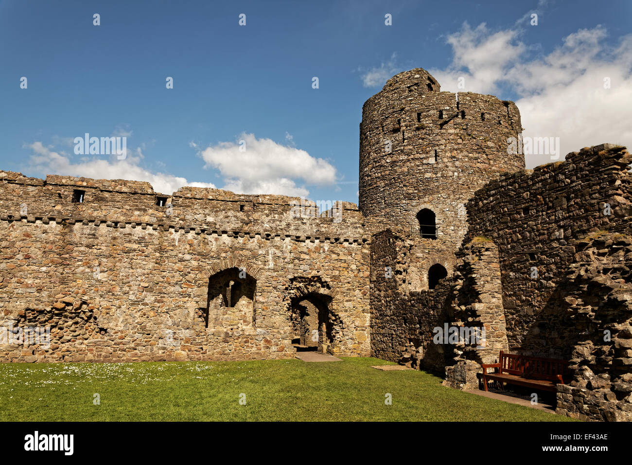 Kidwelly castle hi-res stock photography and images - Alamy