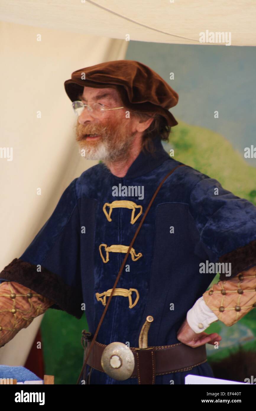 Renaissance Market Stall Keeper Stock Photo - Alamy