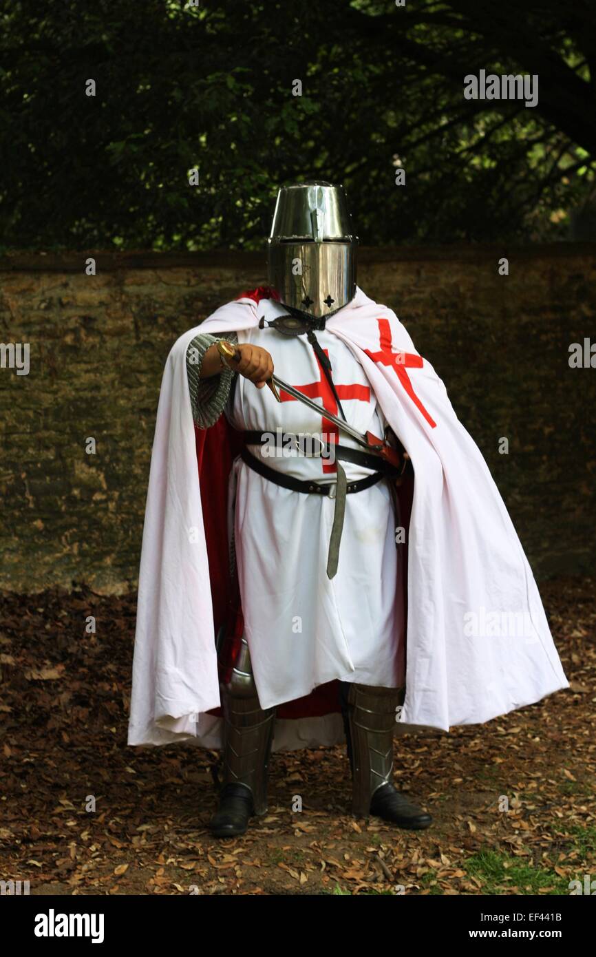 Knights templar cross hi-res stock photography and images - Alamy
